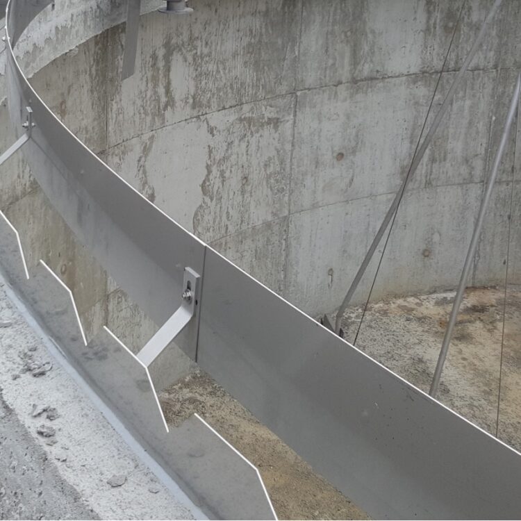 GUTTER – WEIR – DEFLECTOR – IDM PIRINEO