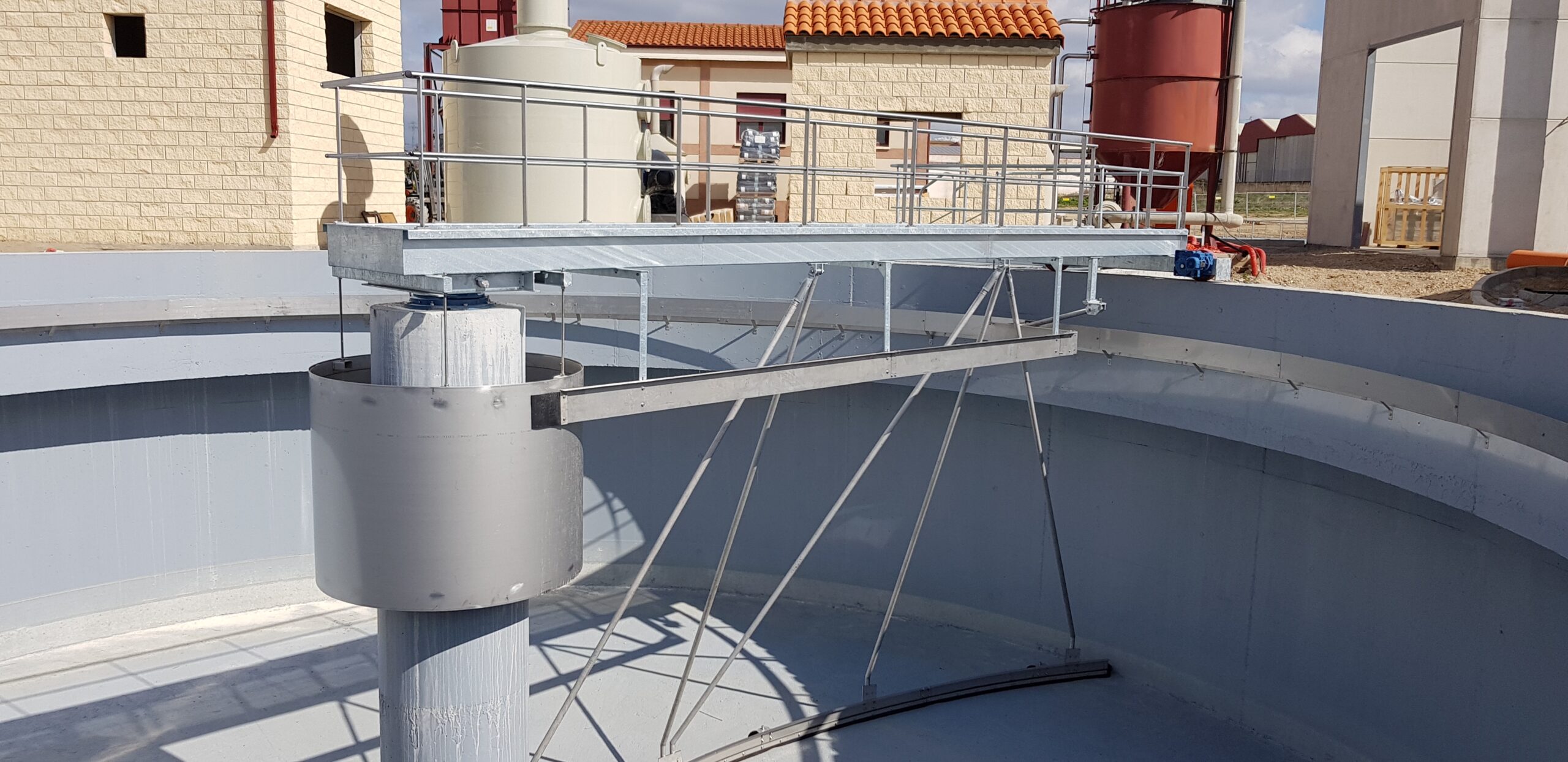 CIRCULAR CLARIFIER – IDM PIRINEO