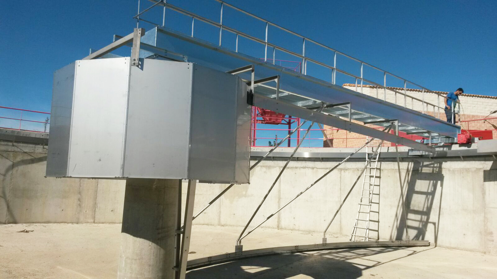 CIRCULAR CLARIFIER – IDM PIRINEO