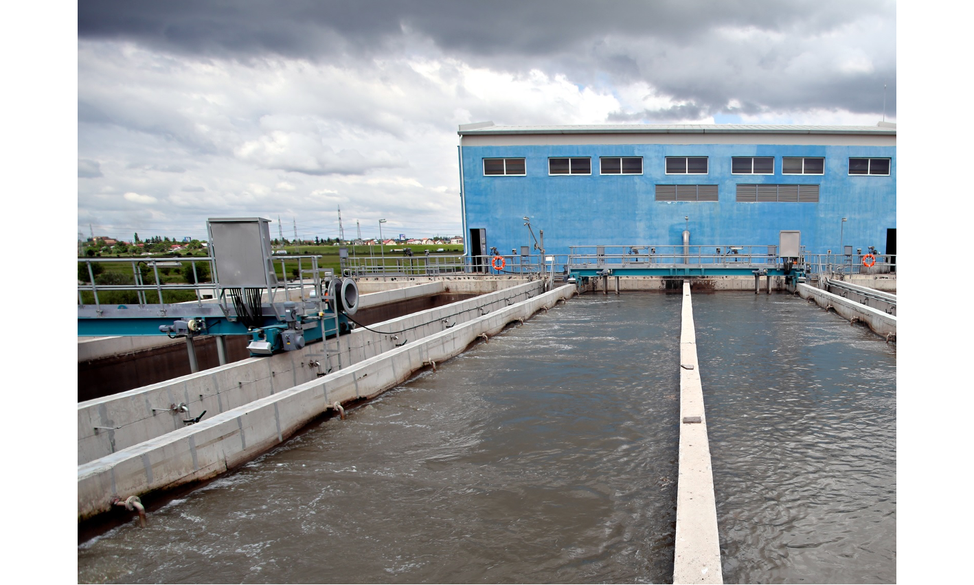 DECANTING BRIDGE FOR RECTANGULAR ENCLOSURE – IDM PIRINEO